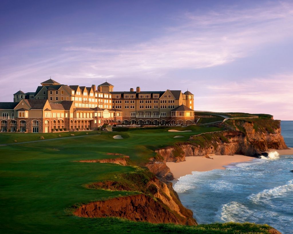 Year-End Strategies to Earn Top-Tier Hotel Elite Status